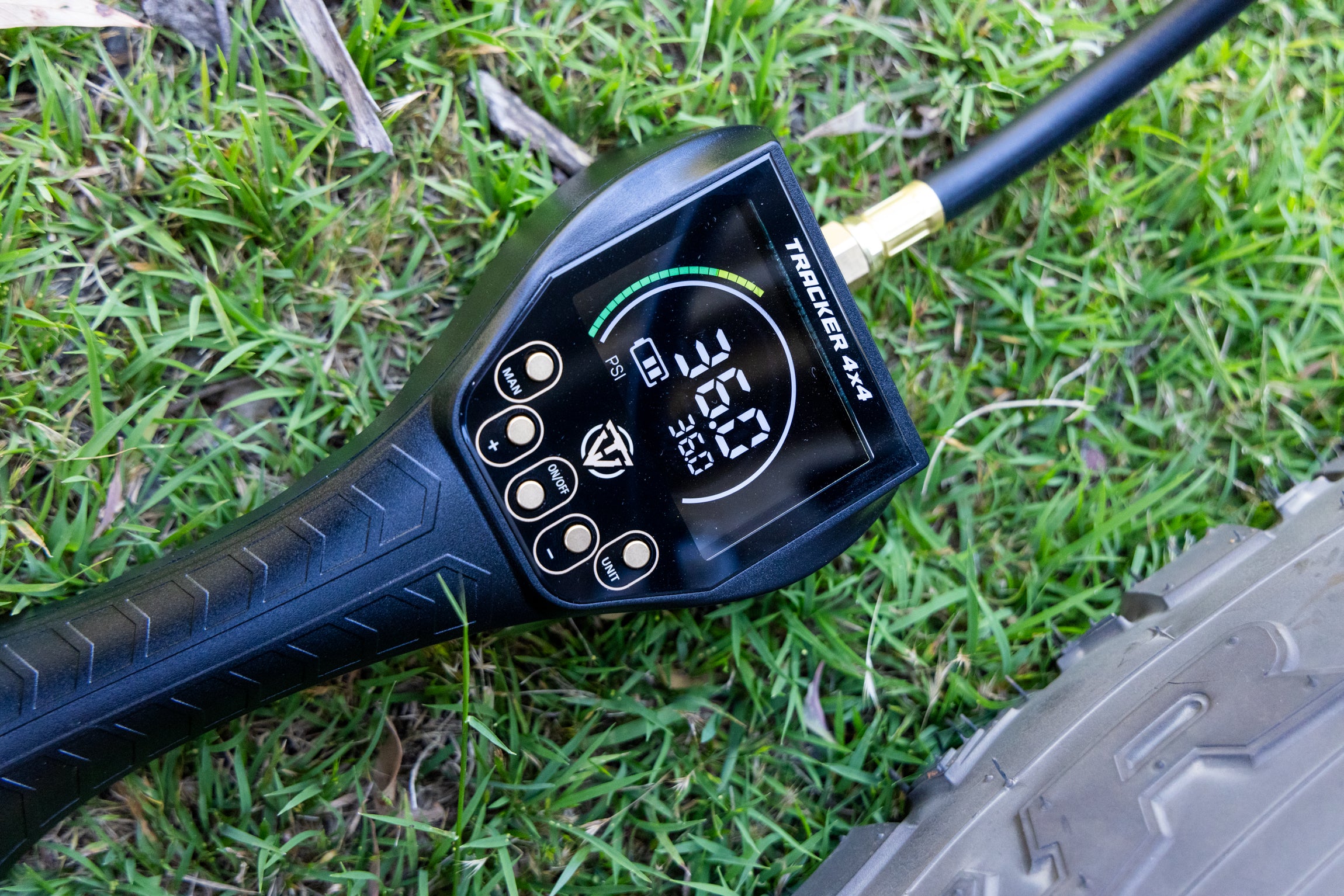 Tracker 4x4 | Multi and Smart Tyre Inflator & Deflators